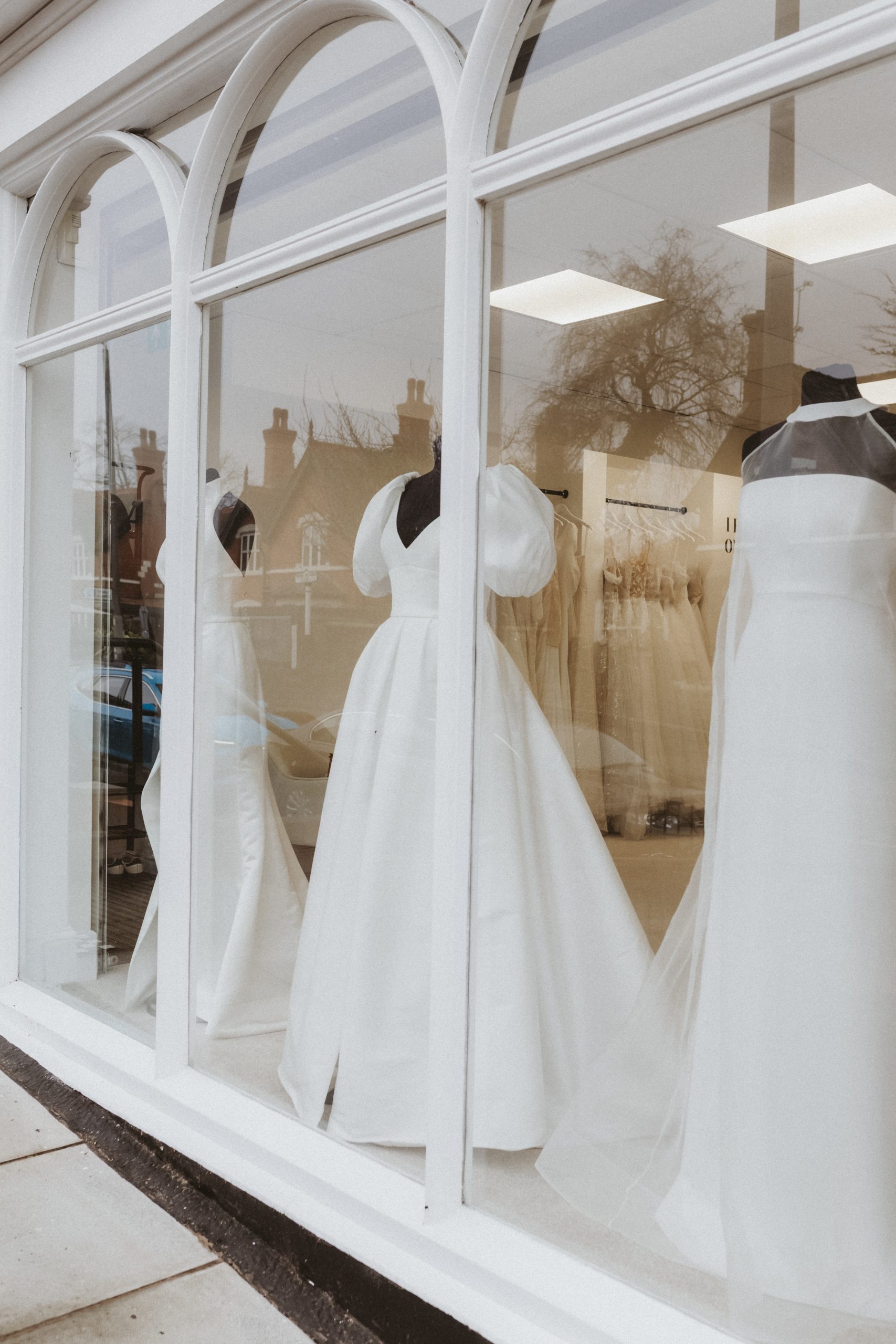 About Us - Elizabeth Louise Bridal Boutique